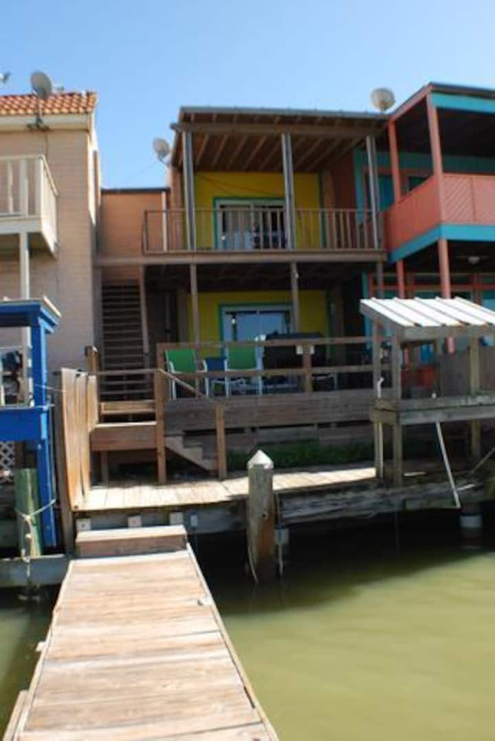 305 S. Harbor 10 - Harbor Condo With Boat Slip And - Port Mansfield, TX