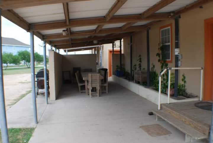 775 Baffin Front - Perfect Lodging For The Big Gro - Port Mansfield, TX