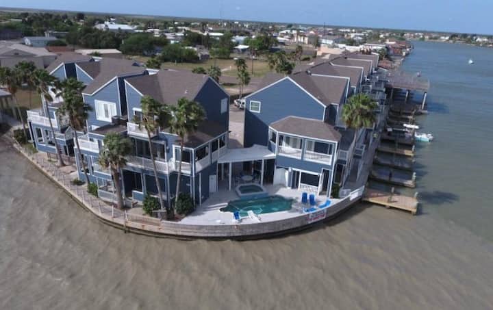 Pelican Point #4 - Great Complex! Great Views! Coo - Port Mansfield, TX