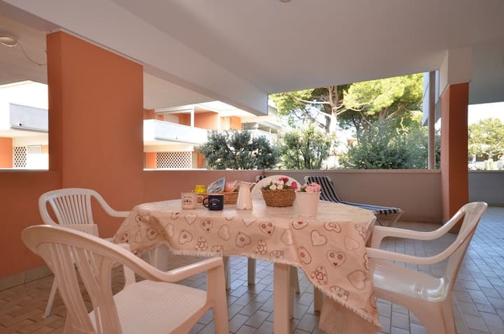 Maison Spacieuse à Bibione Avec Piscine - Bibione