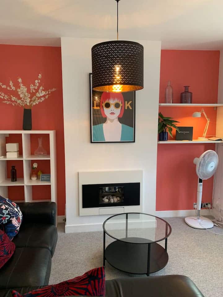 3 Bed Family House Free Parking - Westcliff-on-Sea