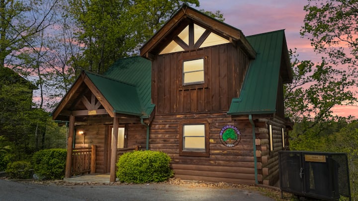 Unplug. Relax. Daydream. | Smoky Mountain Escape - Pigeon Forge, TN