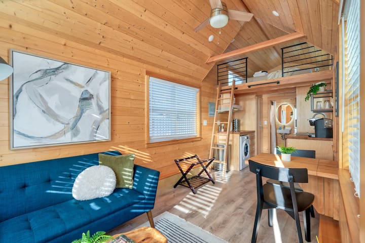 Tiny Refuge - Quiet & Cozy - Portland, OR