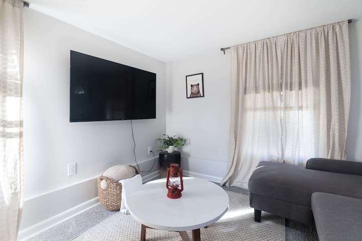 Whole Home Remodeled 1 Bed West Side Coffee Smrt T - Wichita, KS