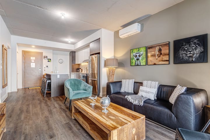 Luxury 1br Apt With Great Views And Gym - Laval, Canadá