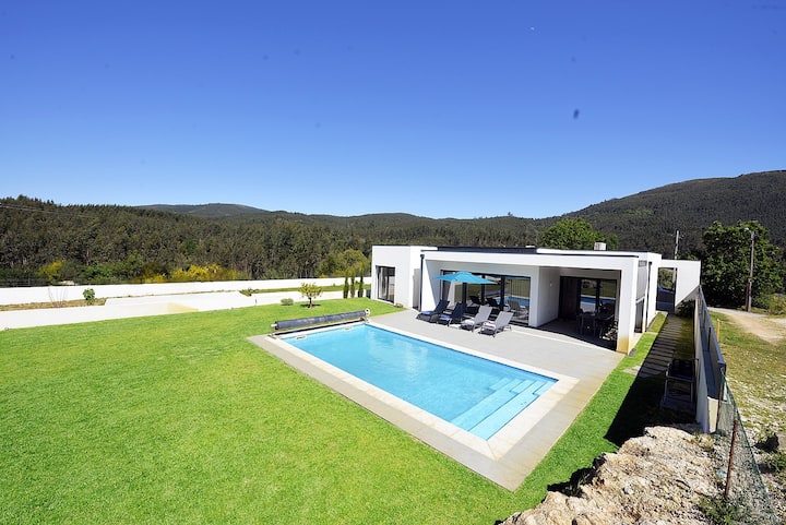 Villa 239 Contemporary Holiday Villa In Ponte De L - Ponte de Lima