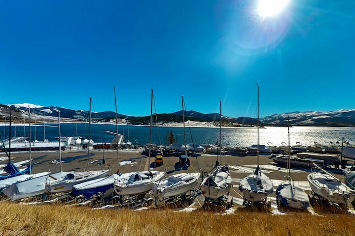 One Br Condo With Fast Wifi And Great Location - Silverthorne, CO