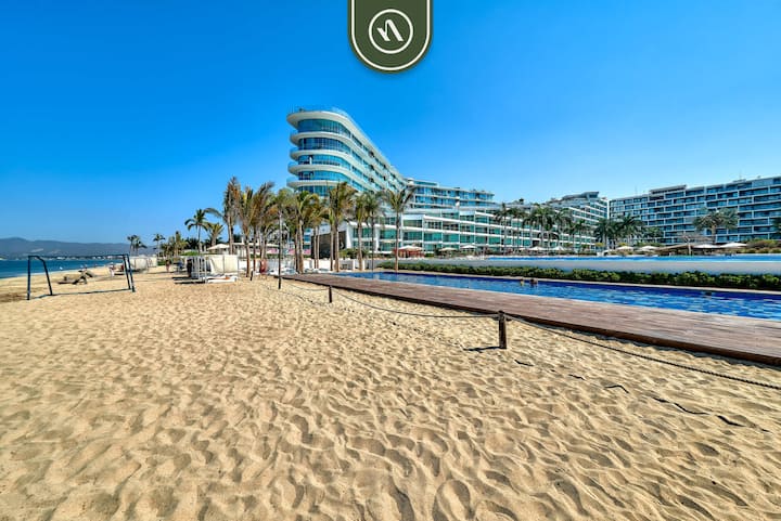 Oceanview 1 Br Condo - Private Beach - Pools - Nuevo Vallarta