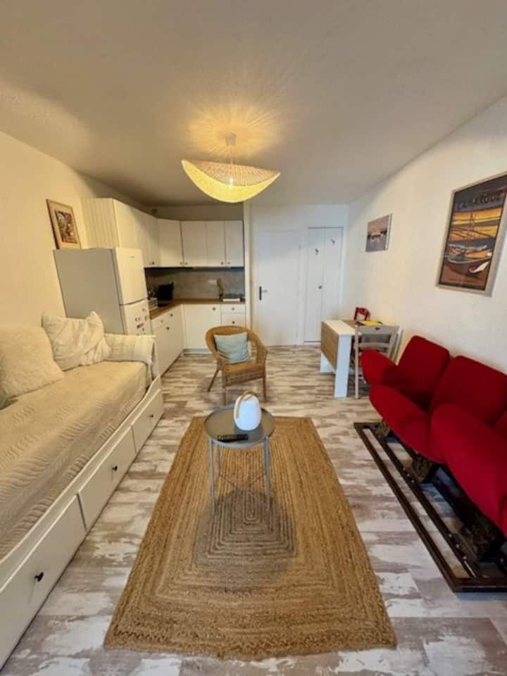 Studio-type Apartment With Terrace And Parking Spa - Saintes-Maries-de-la-Mer