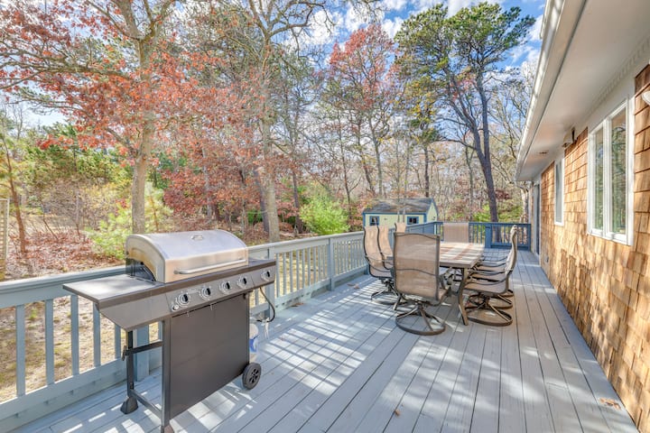 6 Mi To Beach: Home W/ Deck In Brewster! - Orleans, MA