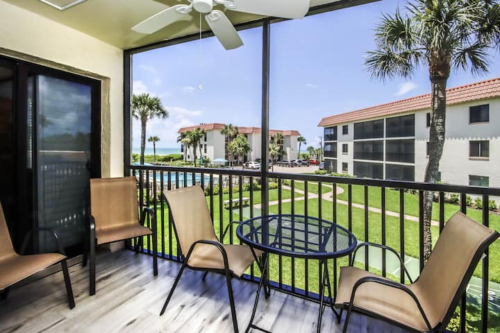 Serene Sanibel Unit - Beach Views - Sandalfoot 4a2 - Sanibel, FL