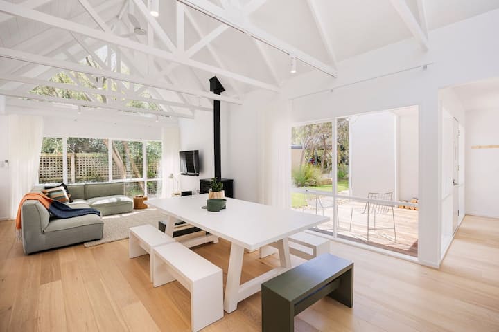 Sunbather - Merricks Beach - Shoreham