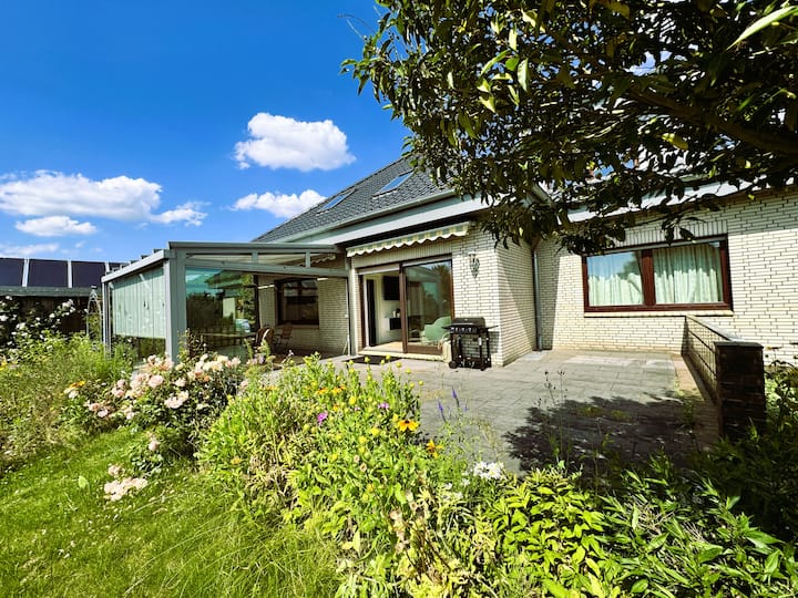 150m² Apartment 2 Nahe A1 - 5 Schlafzimmern - 3 Bä - Ahrensburg