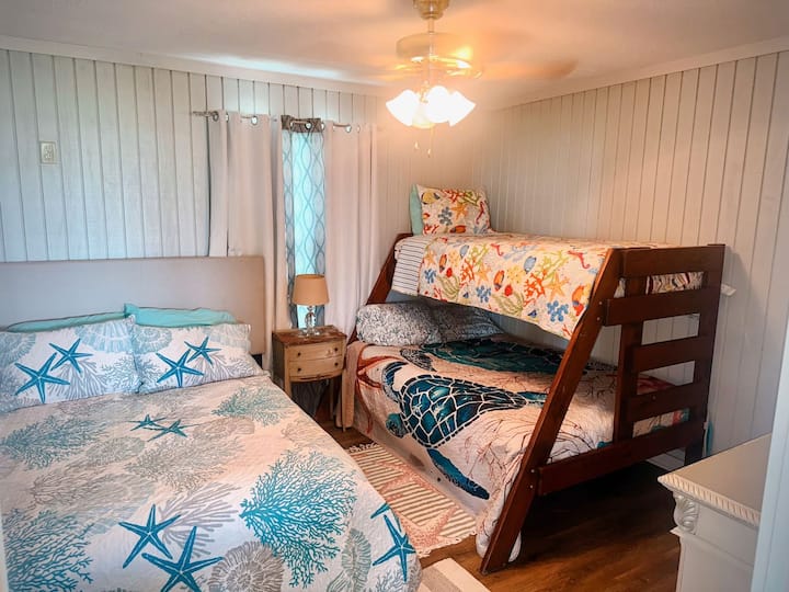Nice 2-bedroom House With Ac In Holly Beach Locate - Holly Beach, Cameron