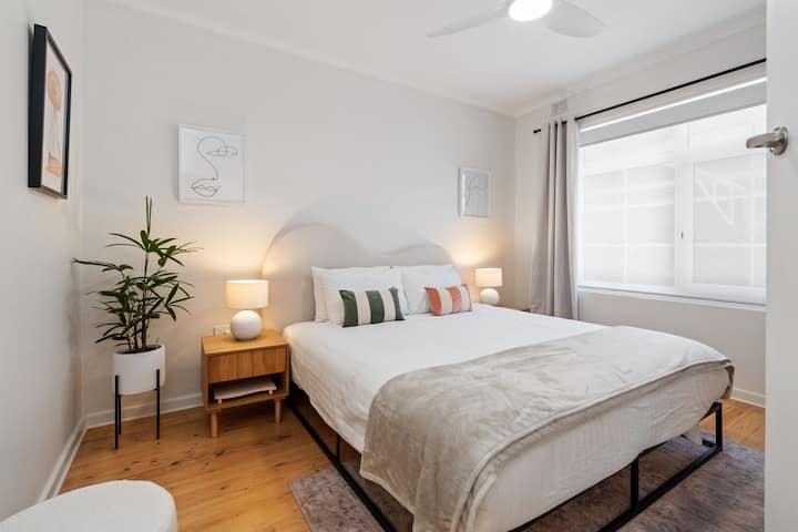 Belle Escapes - You & Me By The Sea - Glenelg