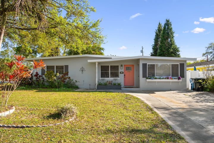 Tranquil Largo Retreat 4bed/2bath - Clearwater Beach, FL