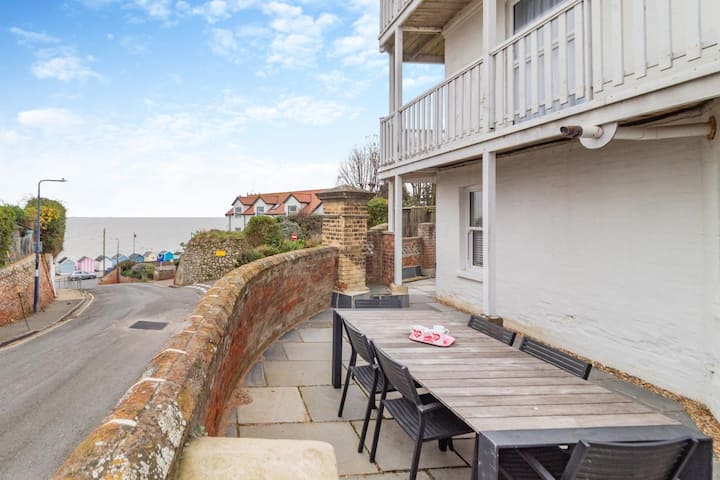 2 Bed In Felixstowe (Oc-m30281) - Felixstowe