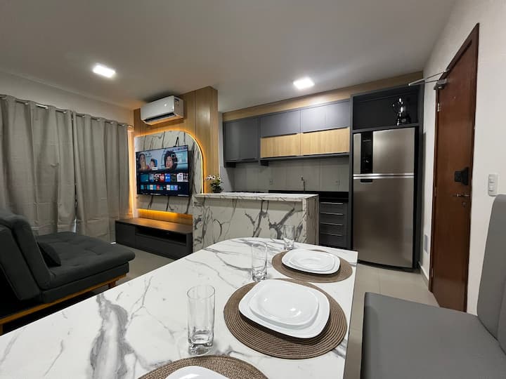 Apê Completo Com Cozinha E Sala Confortável - Cuiabá