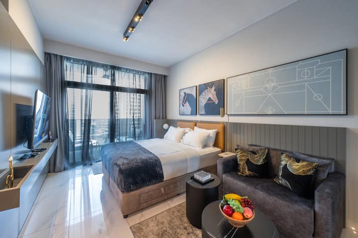 Central Studio In Business Bay -