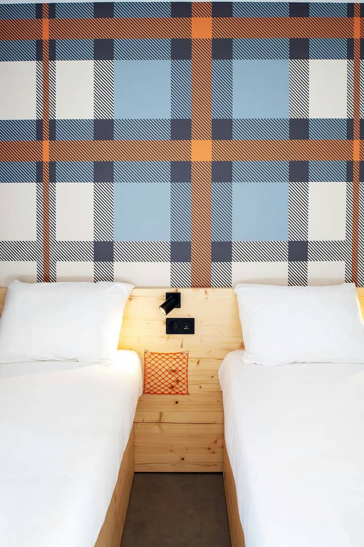 Small But Cosy Twin In Trendy Euromed District - マルセイユ
