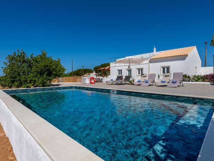 Dos Pombinhos By Interhome - Carvoeiro