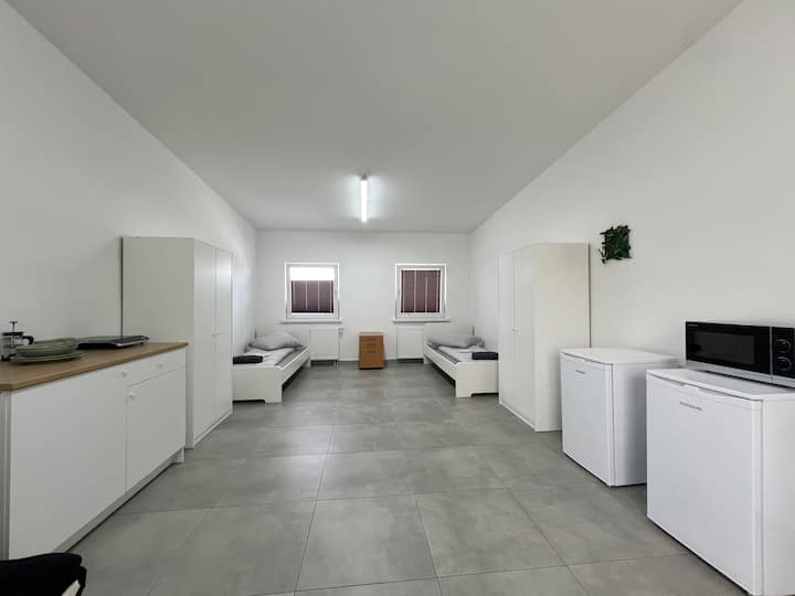 Gemütliches 4 Personen Zimmer Mit Gemeinschaftsbad - Frankfurt am Main