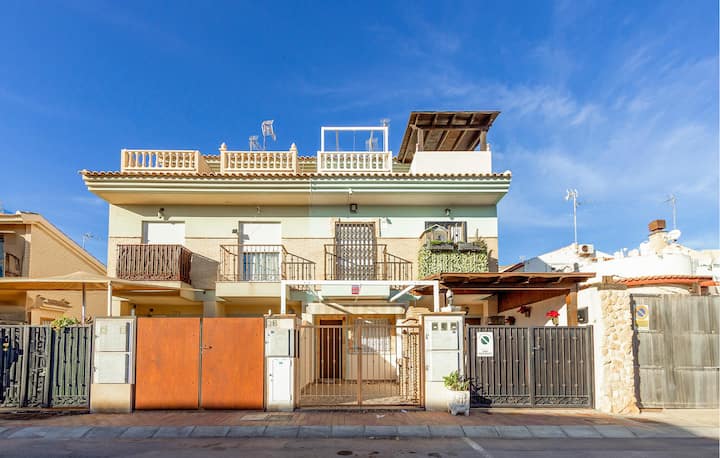 Stunning Home In San Pedro Del Pinatar With Wifi - San Pedro del Pinatar