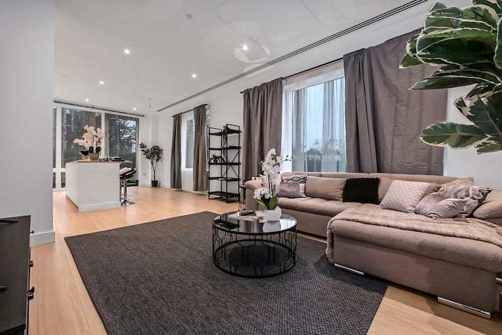 Modern 4 Bed Apartment In Croydon - Croydon, UK