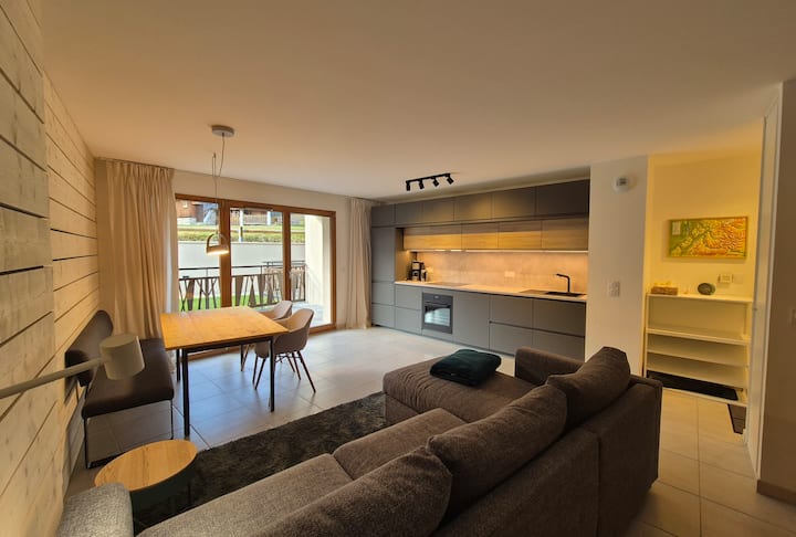 Découvrez Ce Magnifique Appartement Au Pied Des - Lac du Bourget