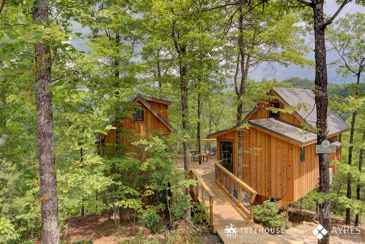 The Hickory - Gatlinburg, TN