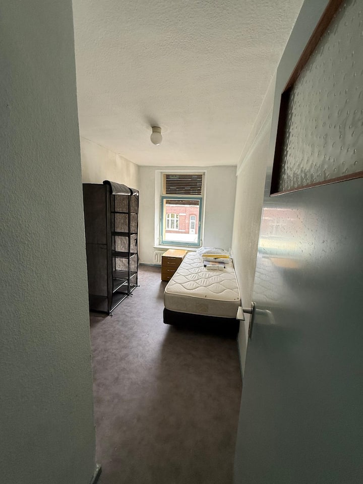 House Is For Expats Looking For Comfortable Accomm - Sittard