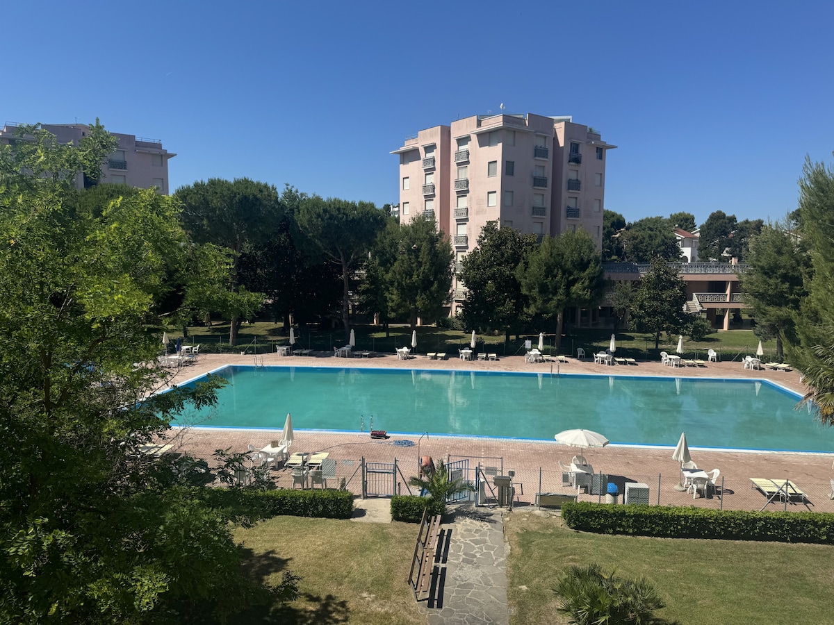 M398 - Marcelli, apartment with terrace and pool - Apartments for Rent ...