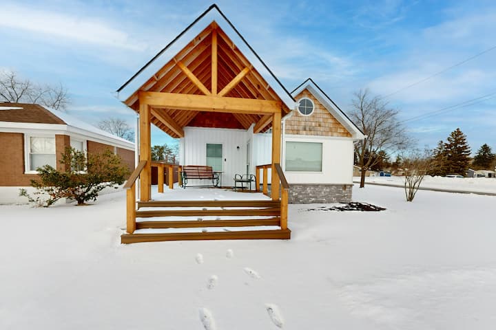 Waterview Home. Walk To Downtown And The Beach - Tawas City, MI
