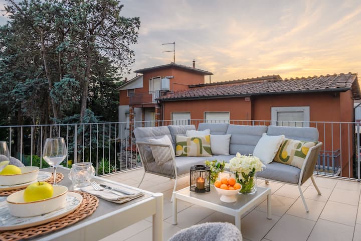 The City Terrace Apartment: Smart 2 Bedrooms In Lu - Lucca
