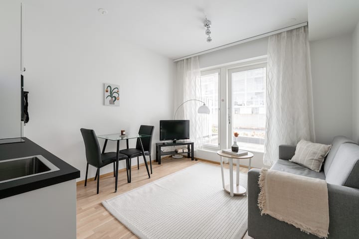 Modern 1br Apartment In Kaleva Next To Tram Line - 