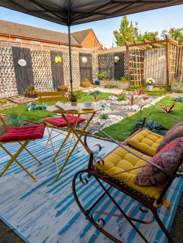 Entire Bungalow | 3 Min Kingsholm | Parking&garden - Gloucester