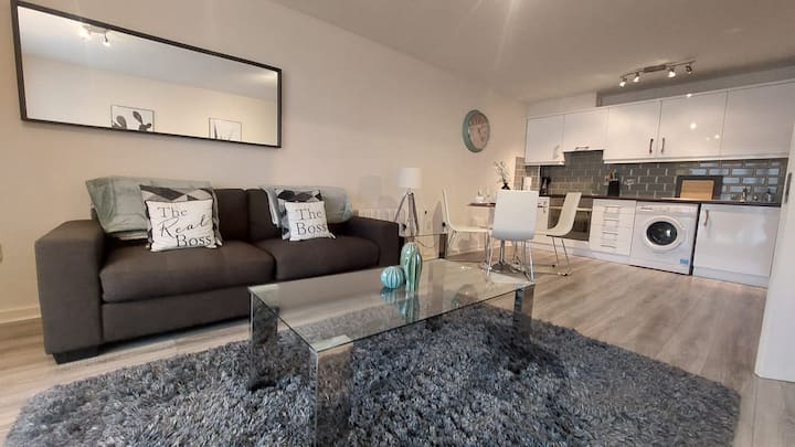 Newly Refurbed 2bd @ Trinity College & Temple Bar - Dublin