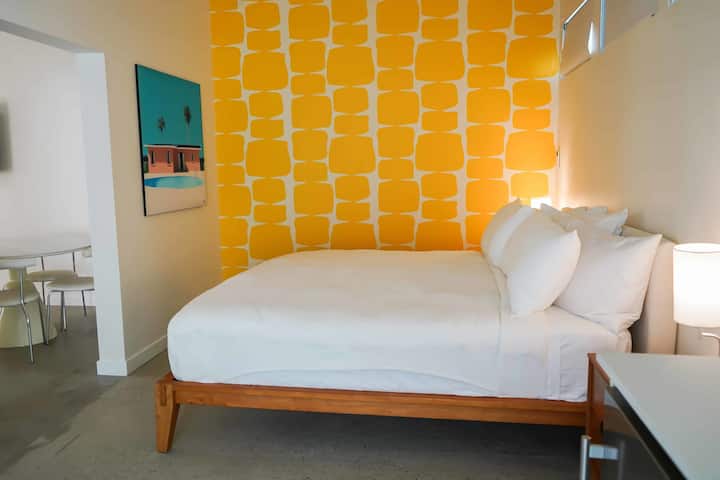 Boutique Hotel | Superior King | Pool View - Palm Springs