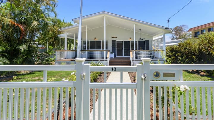 'Villa Magnolia' - Bribie Island