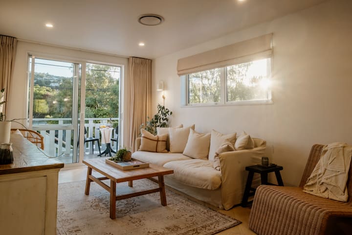 Riverside Retreat On Terrace | Pet Friendly - Christchurch
