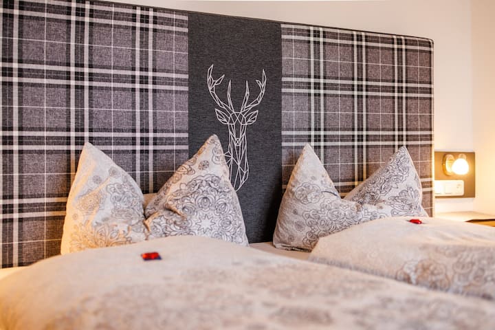 Gästehaus Wolfgang Chiemsee -1- - Teisendorf