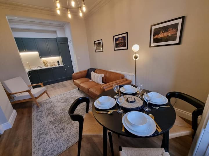 The Auction House - Two Bedroom Apartment - Belfast