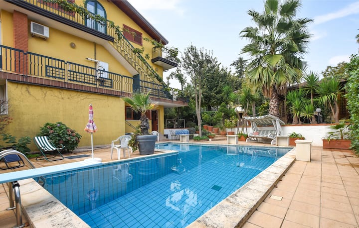 2 Bedroom Beautiful Apartment In Trecastagni - Trecastagni