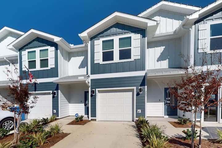 Steps To Sand & Surf! Family-friendly Pcb Retreat - Panama City Beach, FL