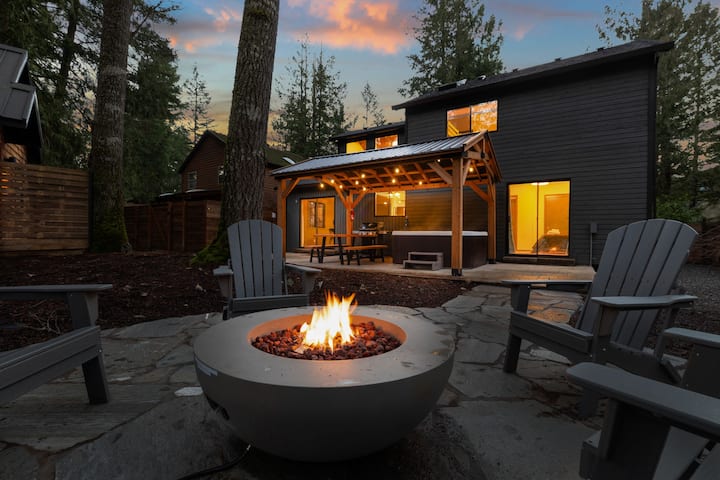 Hot Tub • Fire Pit • Arcade • Mt Hood Escape - Oregon