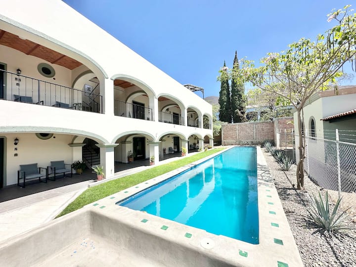 Casa Lirio Ajijic By Restavio - Ajijic