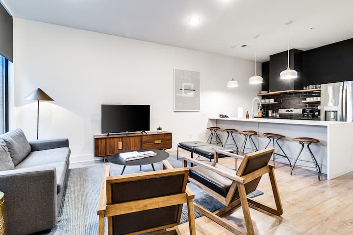 The Grove Buyout - 2units By Avantstay | Sleeps 20 - Nashville, TN