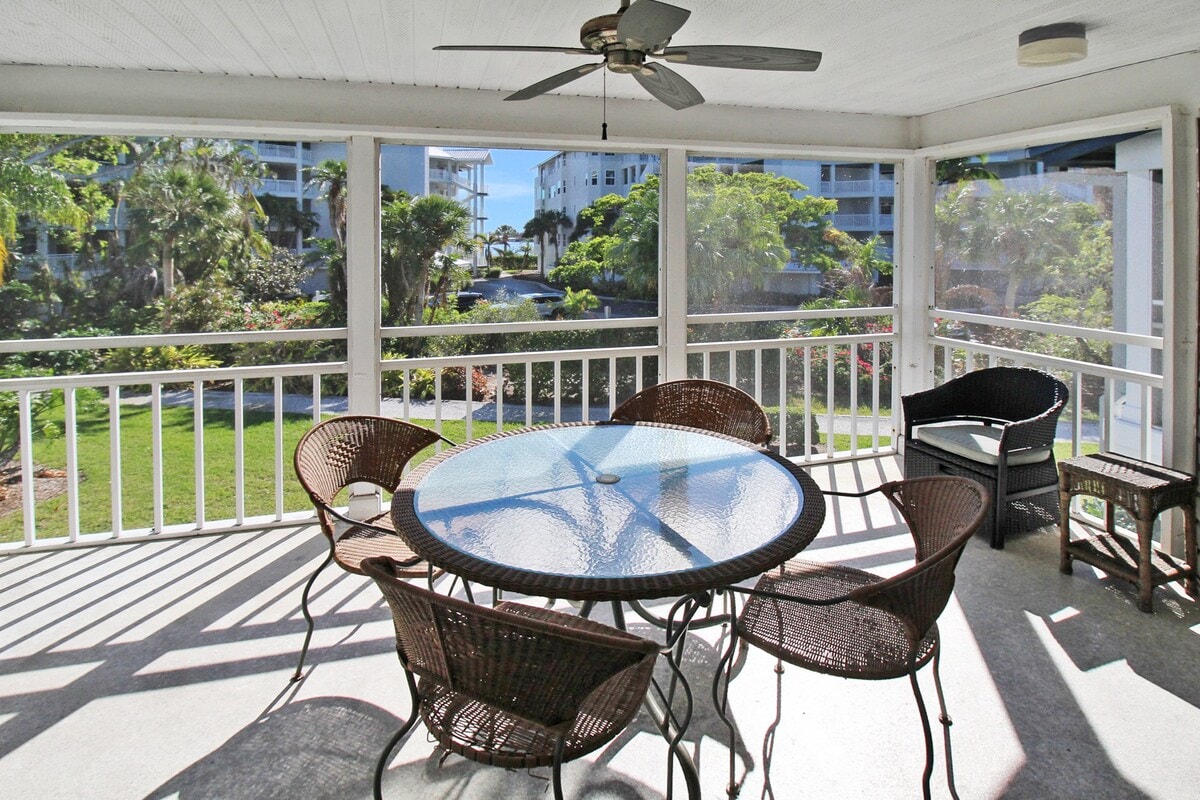 Charming Siesta Key condo - beach access - GBB1346 - Condominiums for ...
