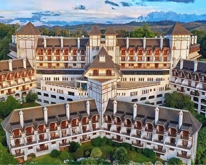 Flat Completo - Piscina Aquecida E Vista P/ Serra - Campos do Jordão