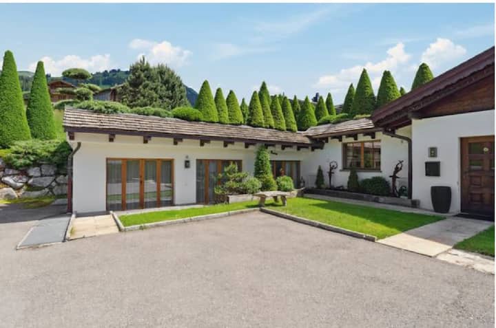 7-bedroom Chalet Private Pool And Stunning Views - Suisse